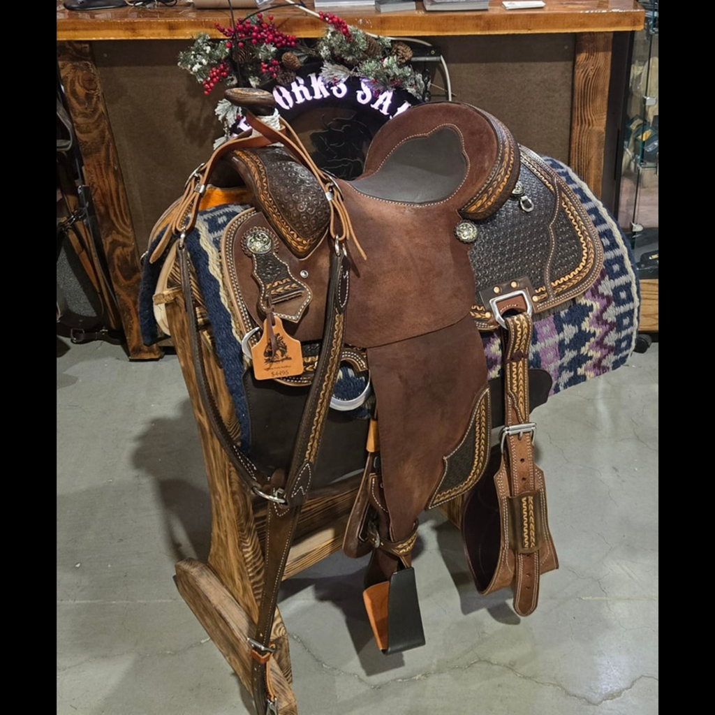 2024 NFR | Saddle #14 ($4495; $500 deposit) – Three Forks Saddlery