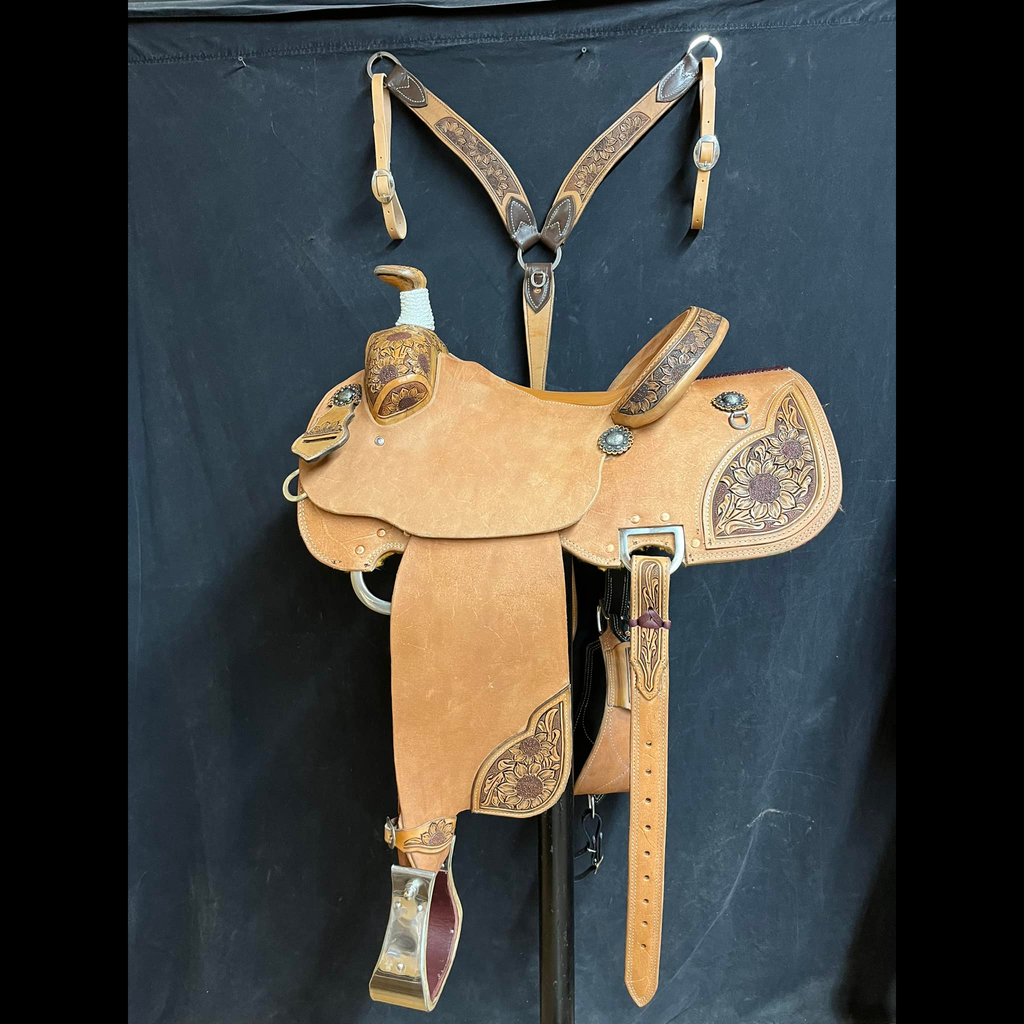 NFR 2023 | Saddle #6 ($4395; $500 deposit) – Three Forks Saddlery